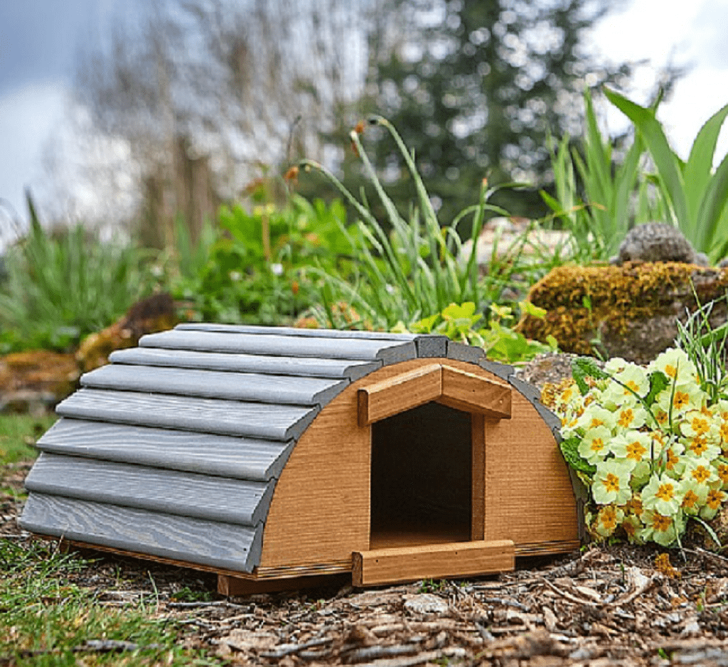 Tom Chambers Vermont Hedgehog House – Trowell Garden Centre